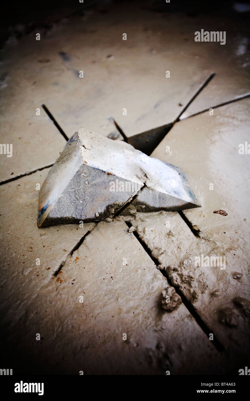 Concrete slab hi-res stock photography and images - Alamy