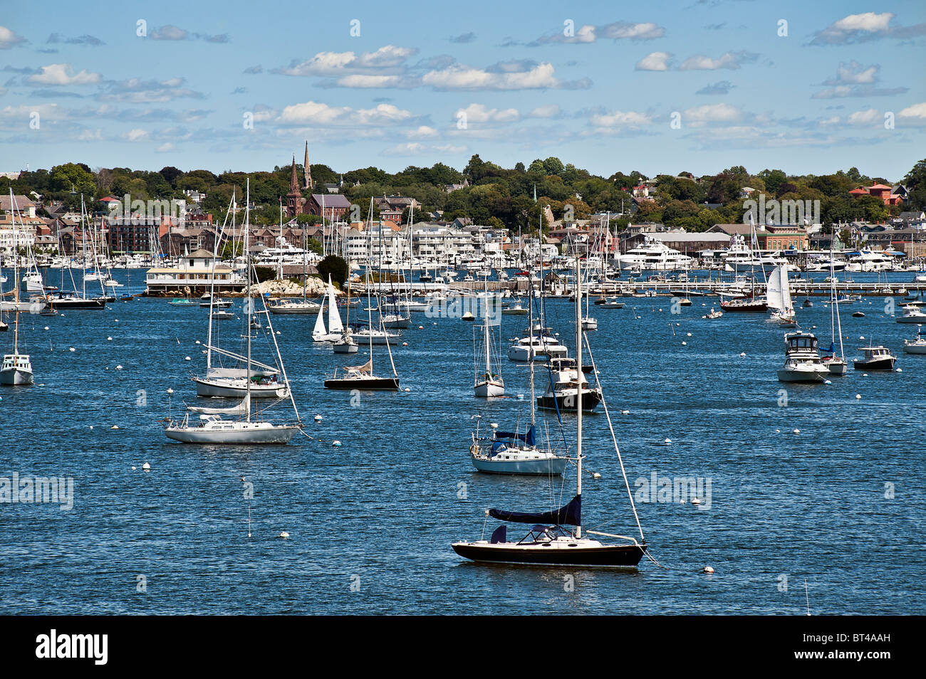 Picturesqueue hi-res stock photography and images - Alamy