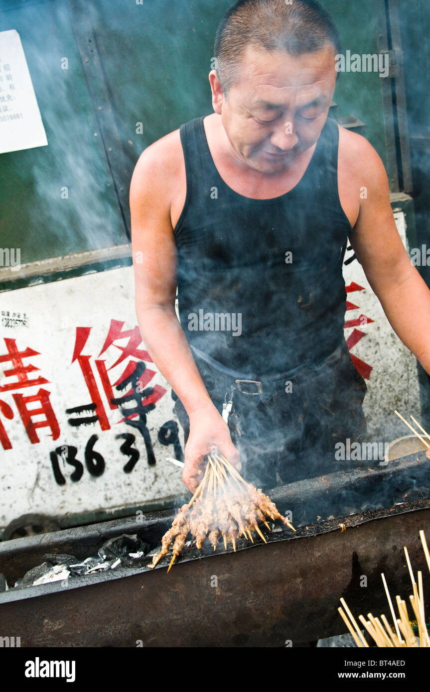 Bbq grill chinese street food hi-res stock photography and images - Alamy