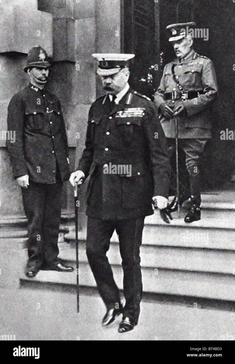 Lord kitchener hi-res stock photography and images - Alamy