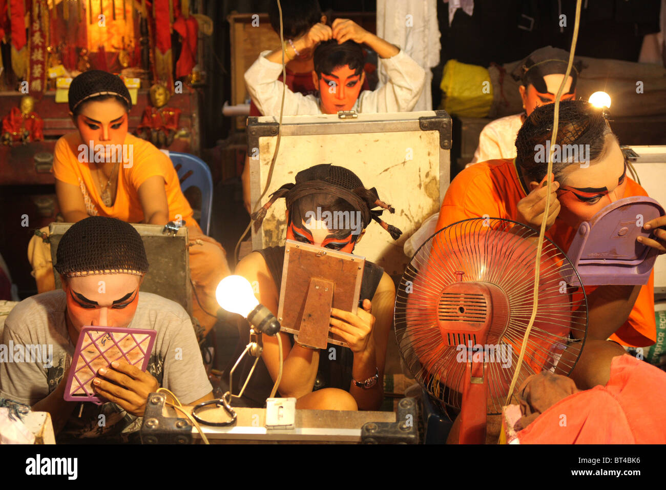Back stage , Chinese opera performer Stock Photo - Alamy