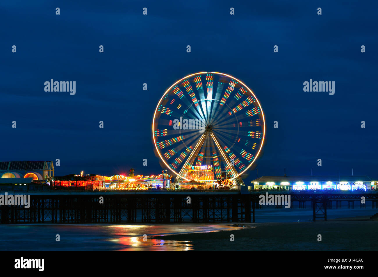Ferris Wheel on Central Pier Blackpool at Dusk as the lights come on ...