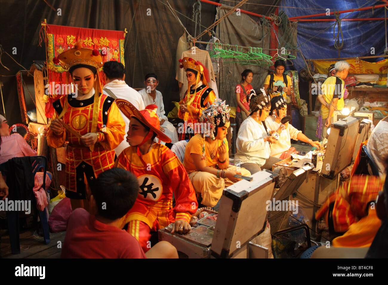 Chinese opera performers , Back stage theatre Stock Photo - Alamy