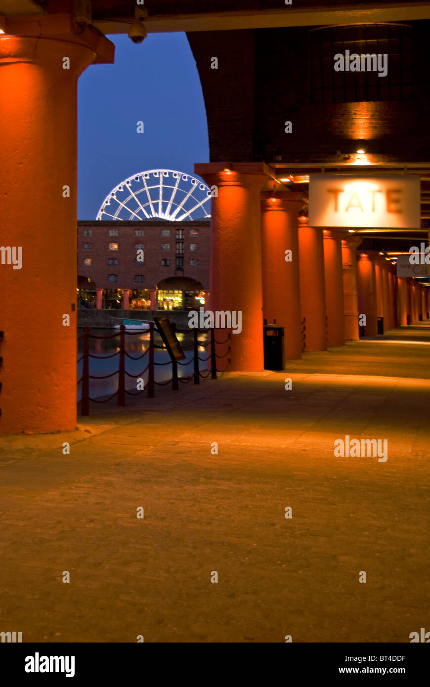 The Albert Dock and Big Wheel in background, Liverpool, England, UK ...