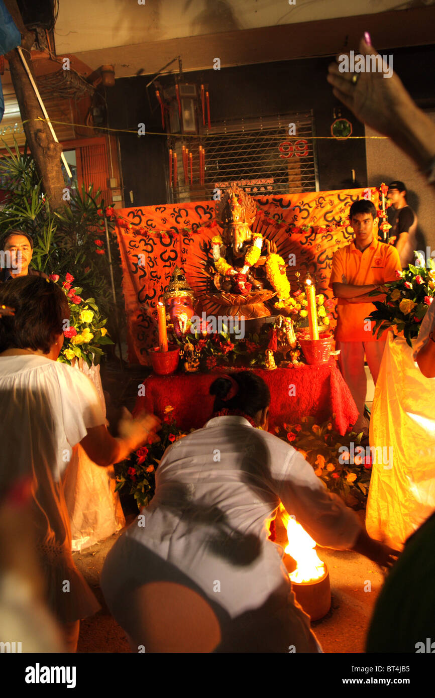 Vasanta Navaratri Hindu festival at Sri Mariamman Temple , Bangkok ...