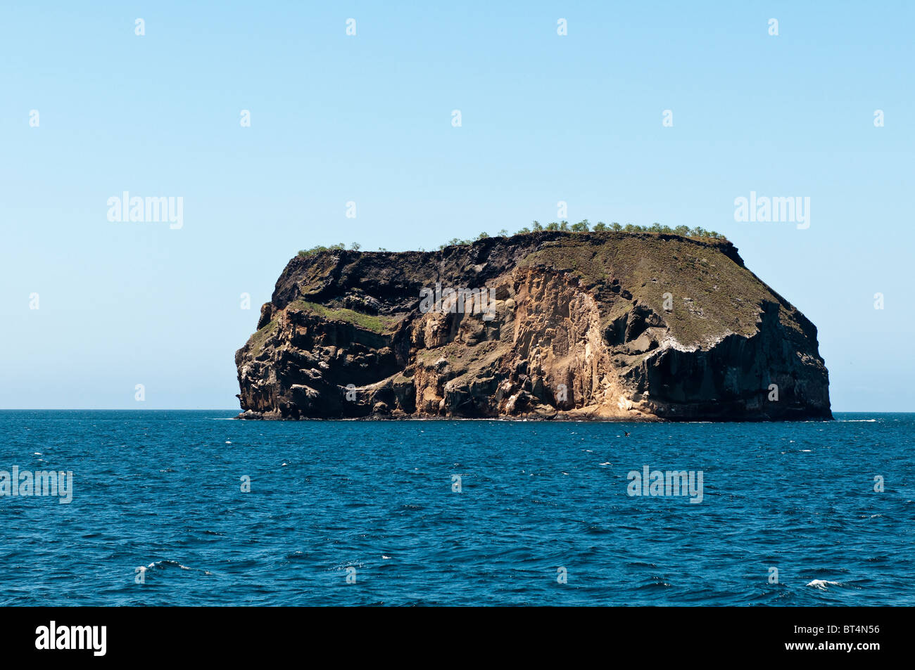 Small pacific islands hi-res stock photography and images - Alamy