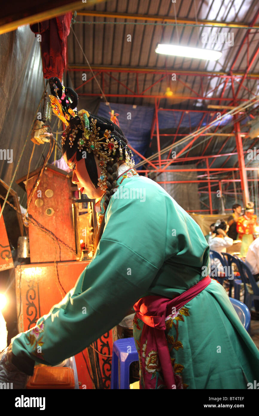 Back stage hi-res stock photography and images - Alamy