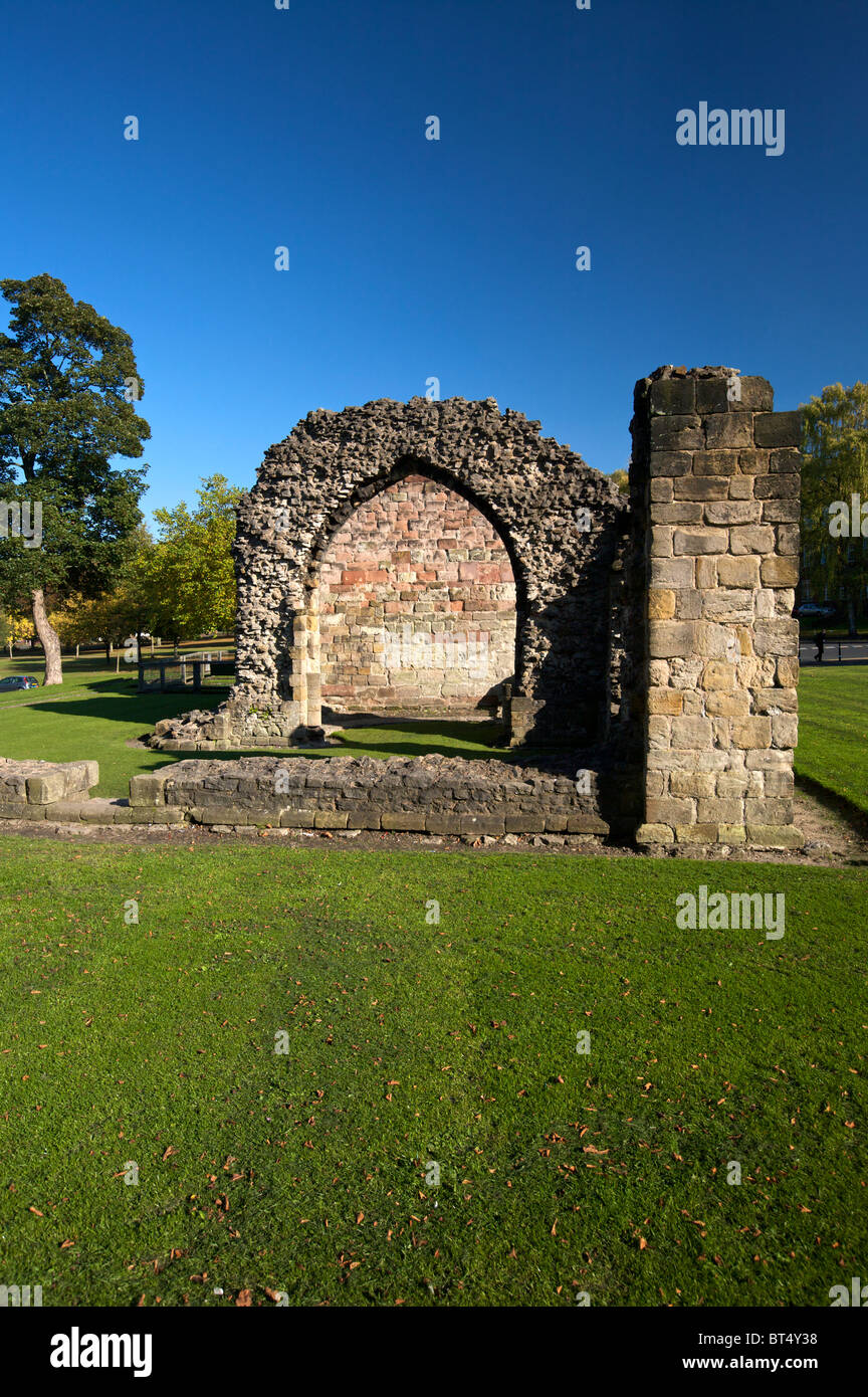 Dudley priory ruins hi-res stock photography and images - Alamy