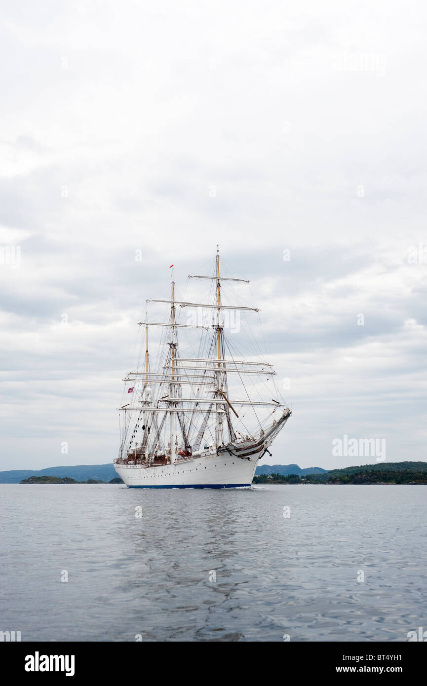 3 masted barque hi-res stock photography and images - Alamy