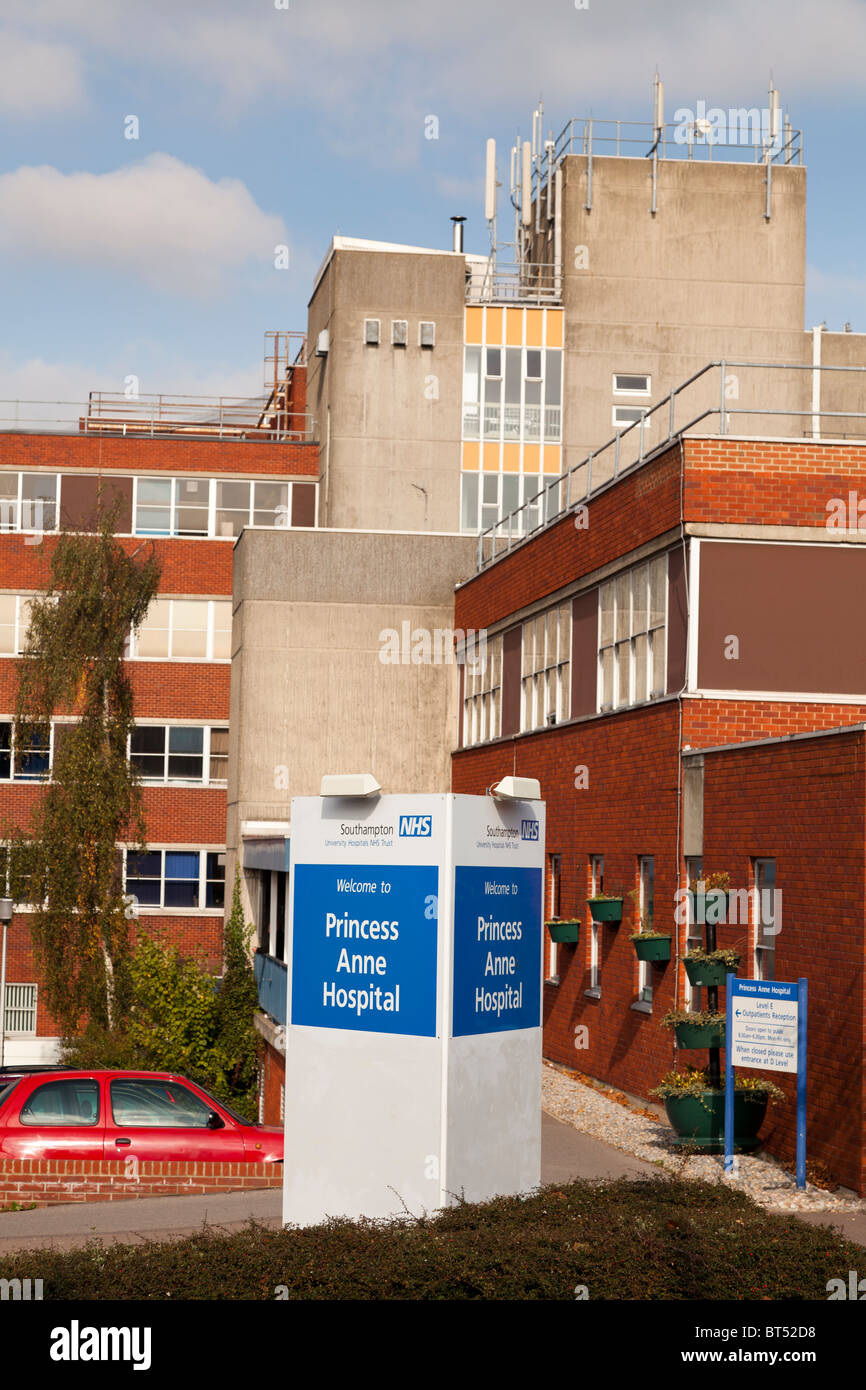 Princess Anne Stock Photos & Princess Anne Stock Images - Alamy