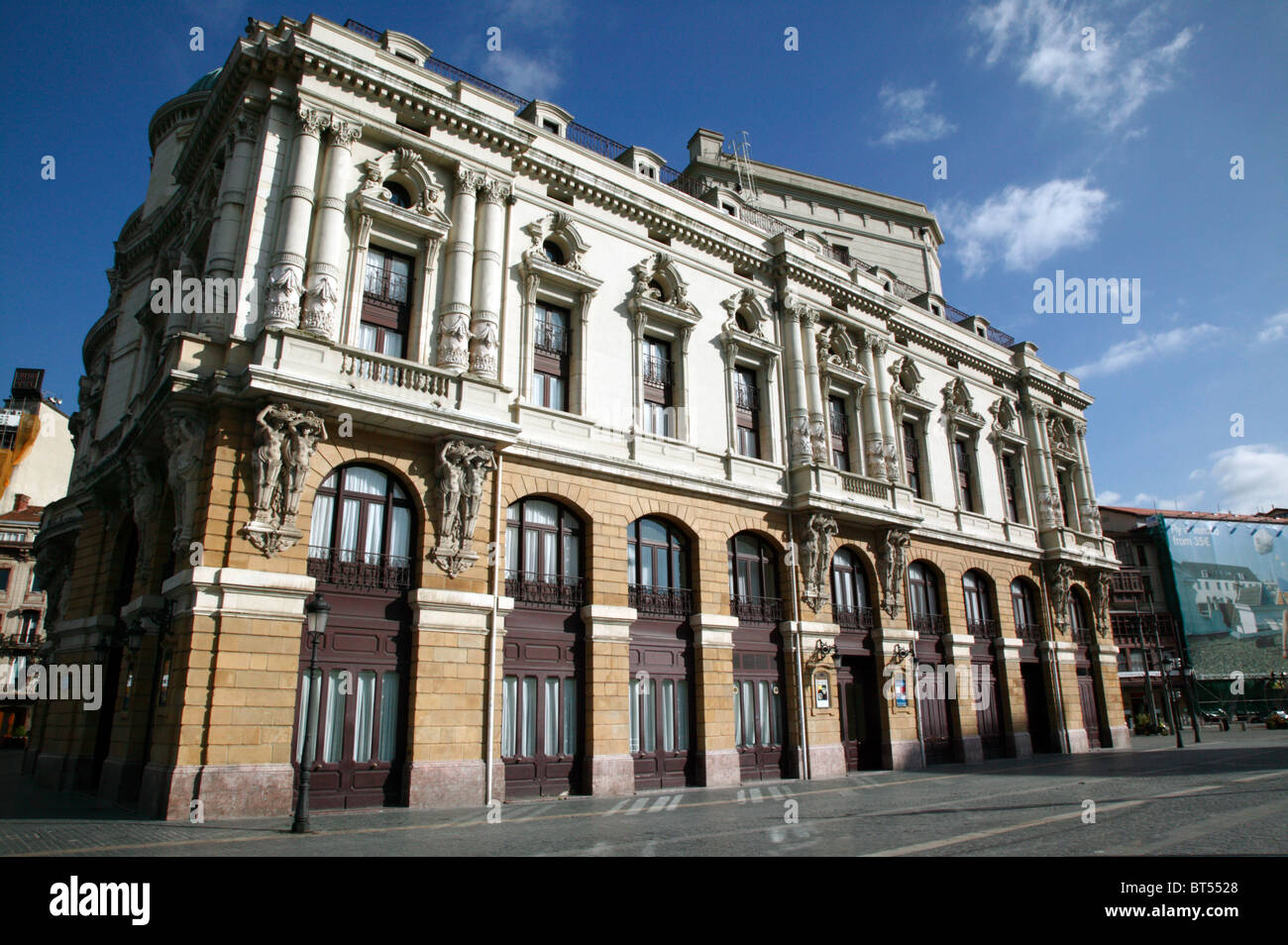 Bilbao opera house hi-res stock photography and images - Alamy