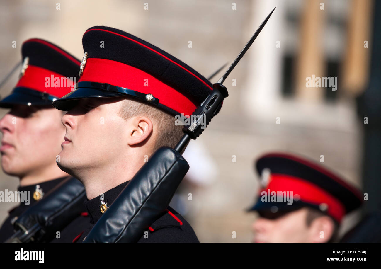 Windsor castle man hi-res stock photography and images - Alamy