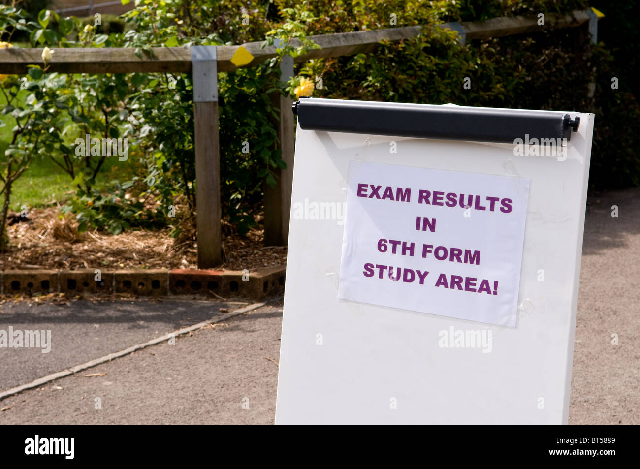 Exam results sign outside sixth form Stock Photo - Alamy