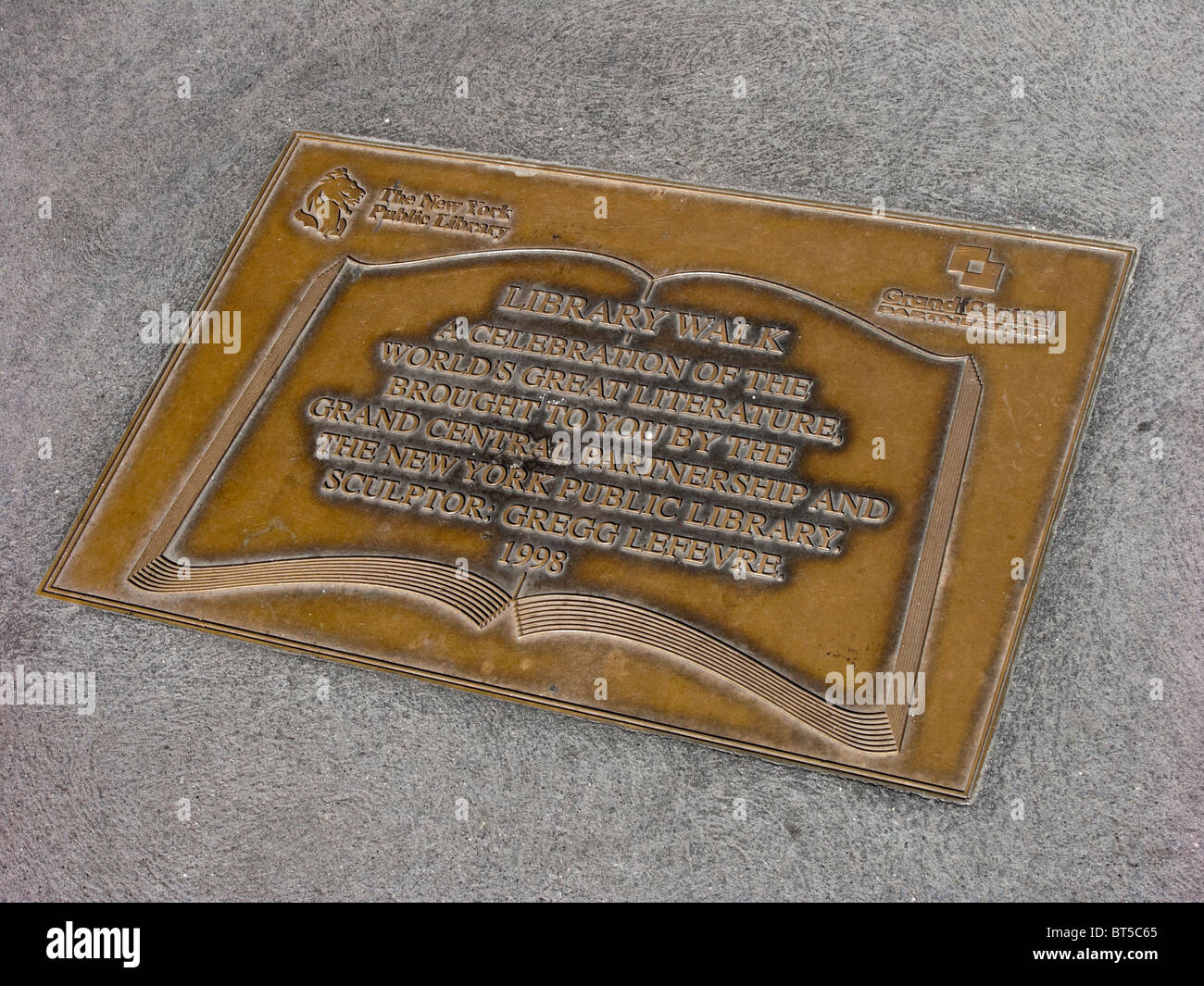 Sidewalk Plaque, Library Walk, NYC Stock Photo - Alamy