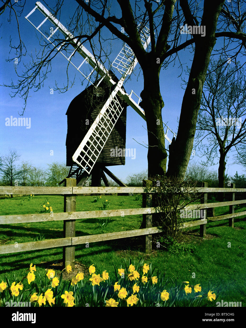 17th century english windmill hi-res stock photography and images - Alamy