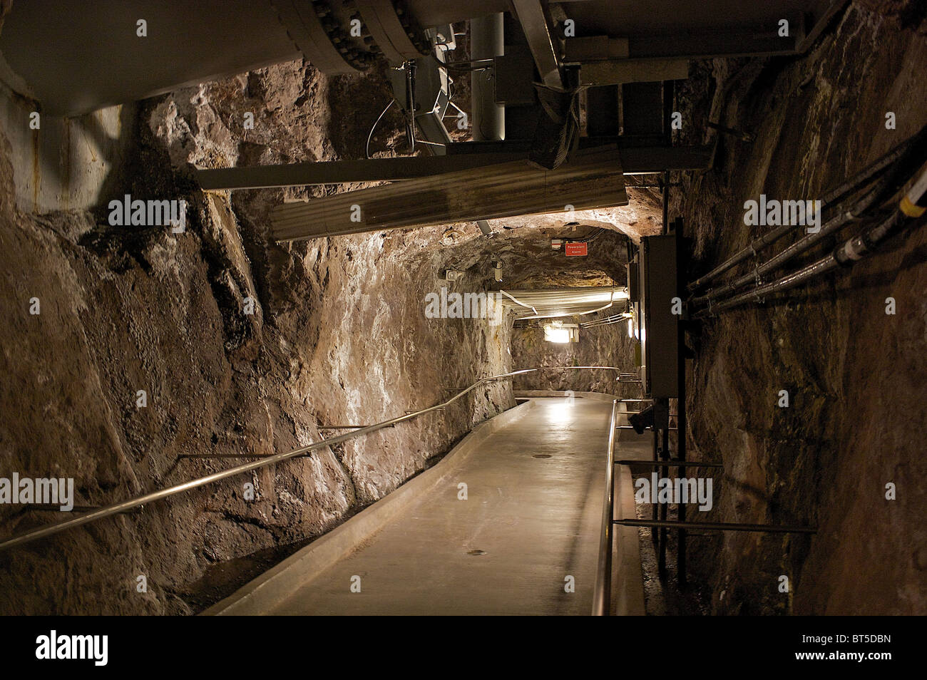 Tunnel in dam hi-res stock photography and images - Alamy