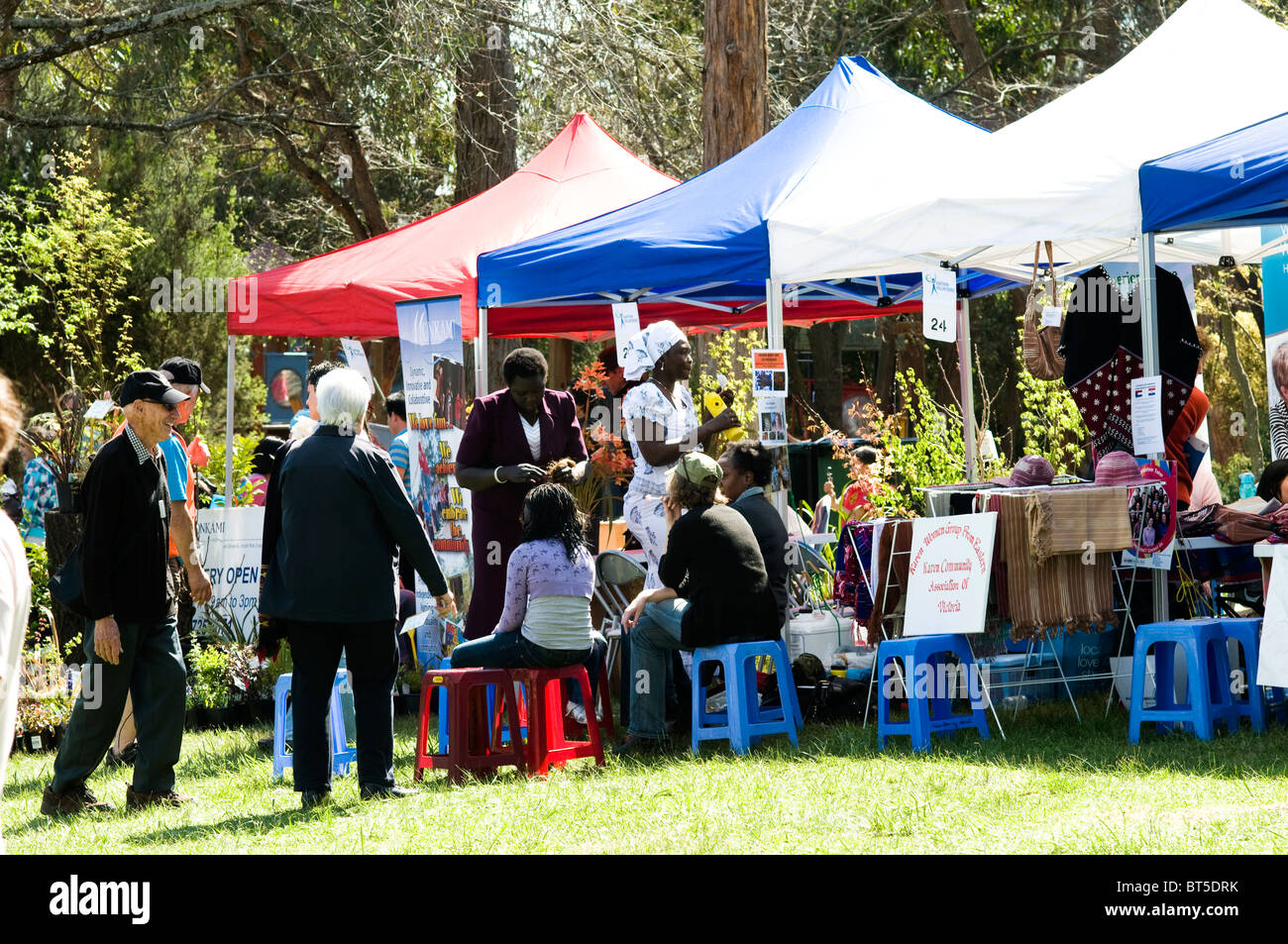 Australia multicultural festival hi-res stock photography and images ...