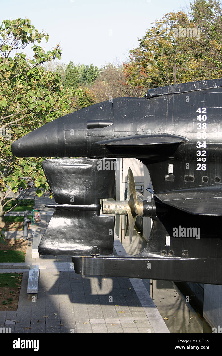 Injecting life into peripheral areas rudder bronze propeller hi-res ...