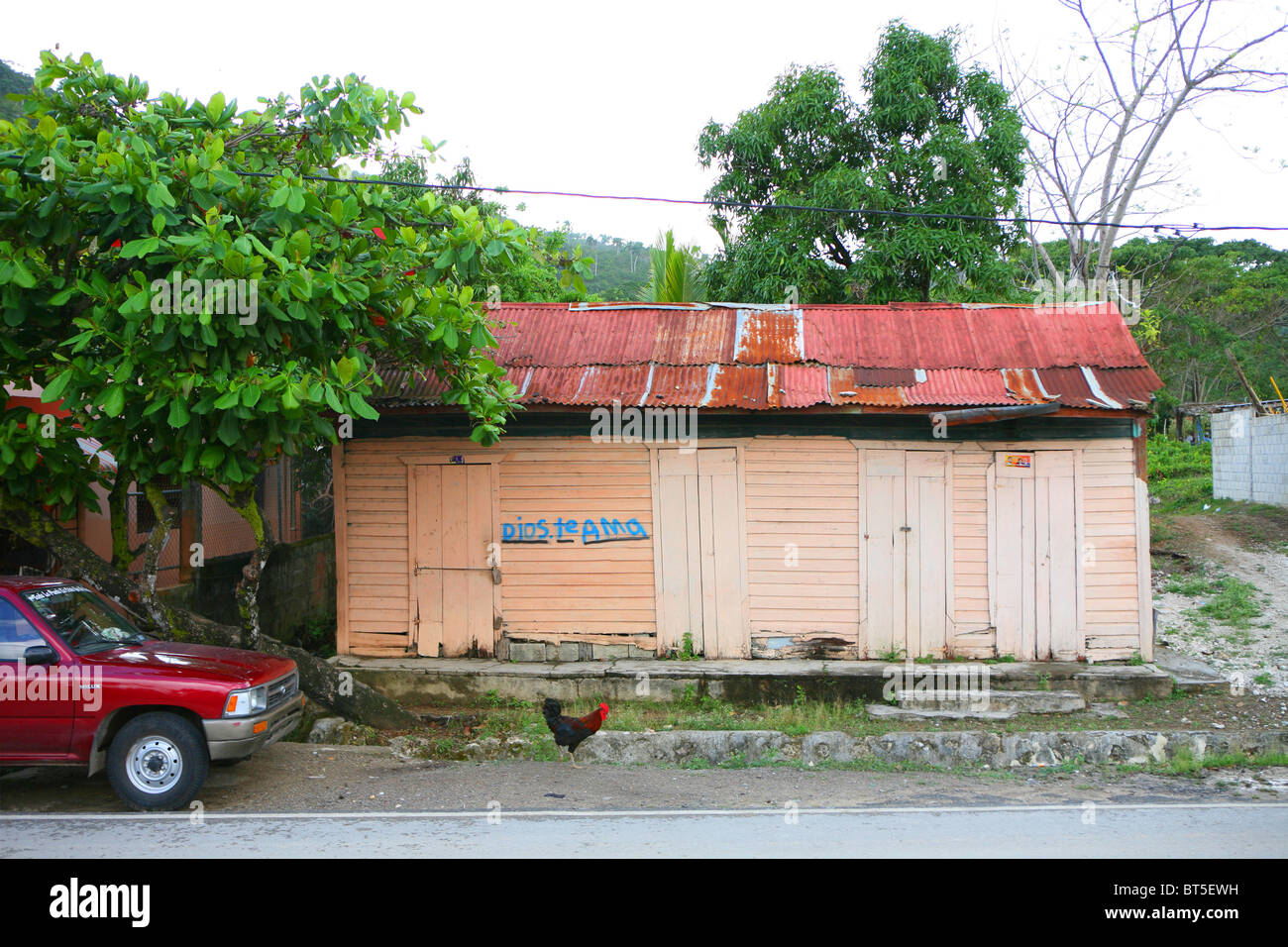 Authentic Dominican Republic shack Stock Photo - Alamy