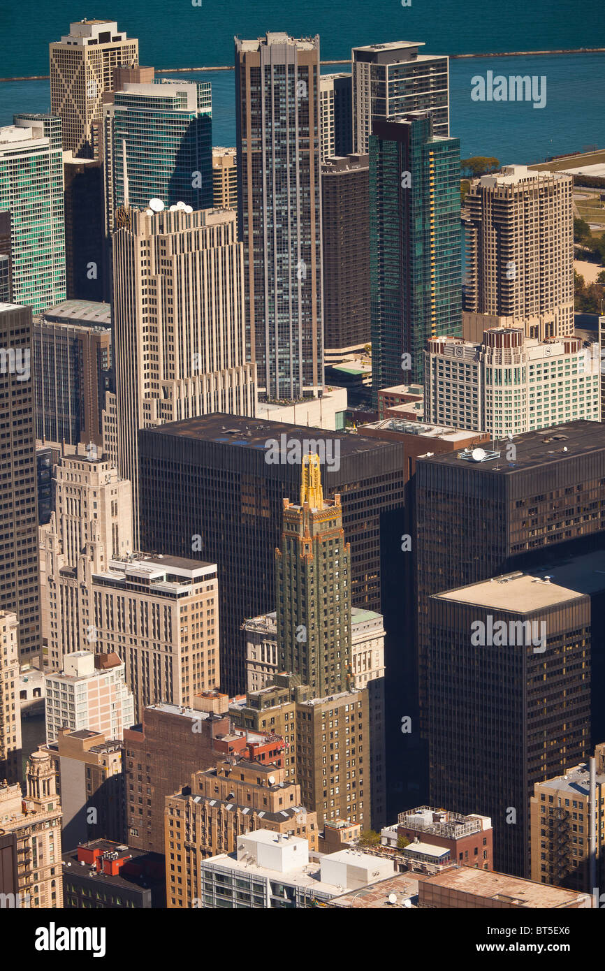 Aerial chicago skyline buildings hi-res stock photography and images ...
