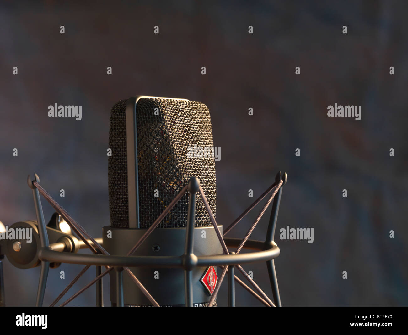 Mic to rec hi-res stock photography and images - Alamy