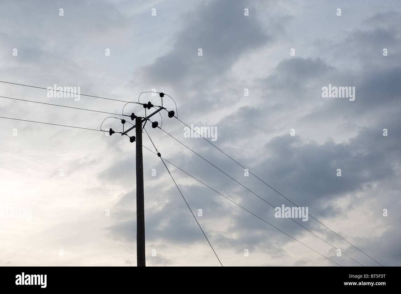 Overhead electricity power cables, Clifford Chambers, close to the ...