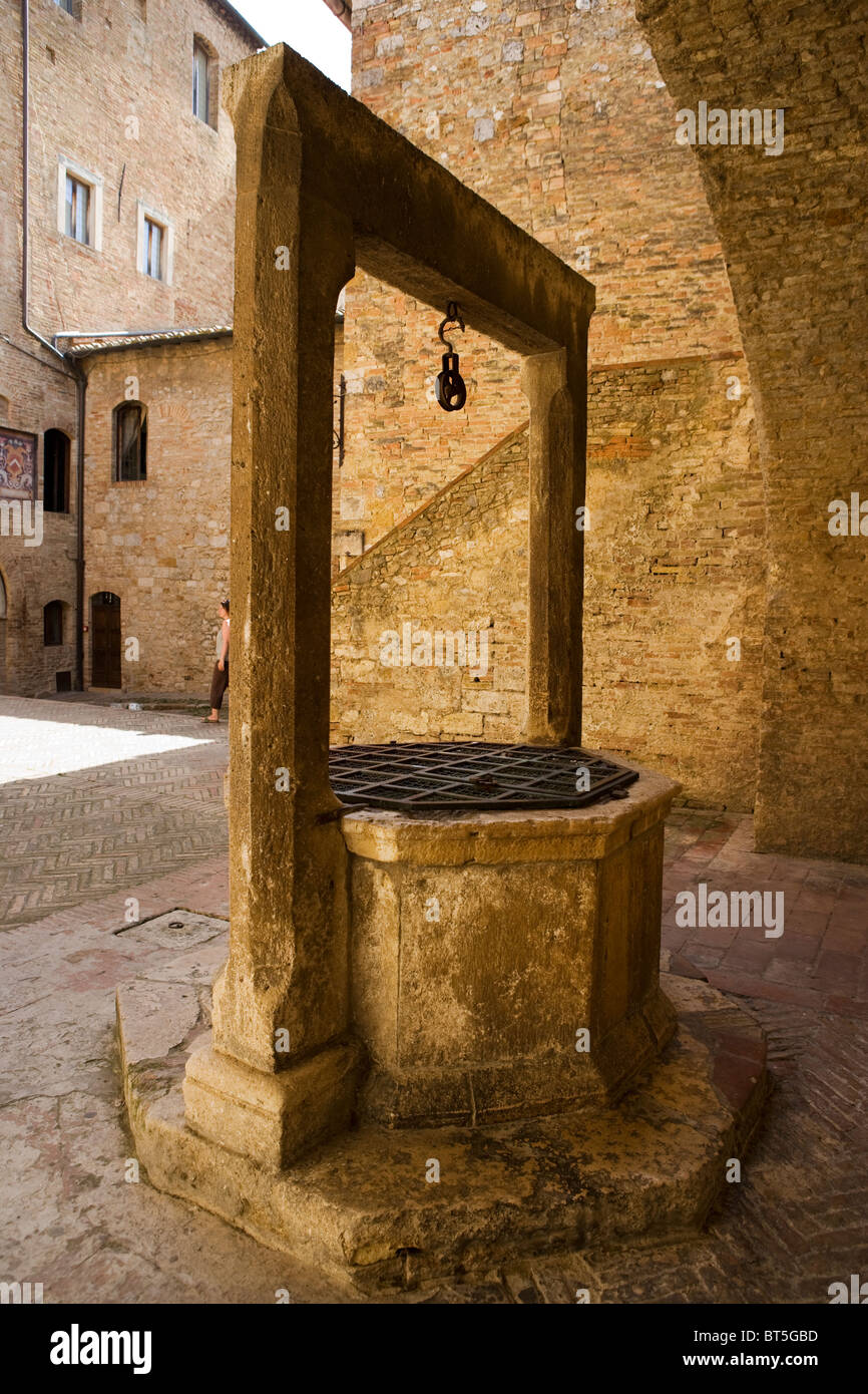 well in San Gimignano, Italy Stock Photo - Alamy