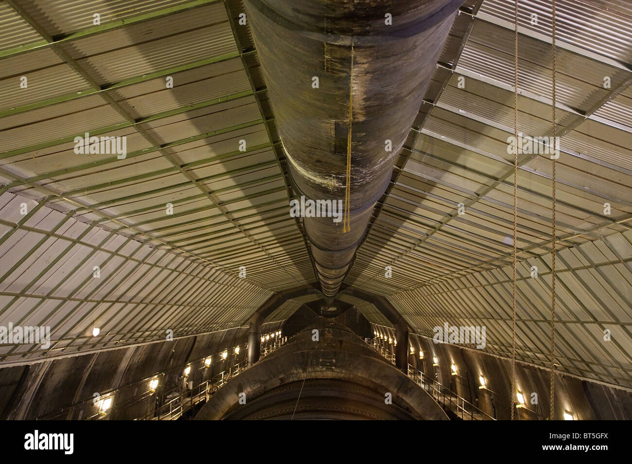 Hoover dam interior hi-res stock photography and images - Alamy