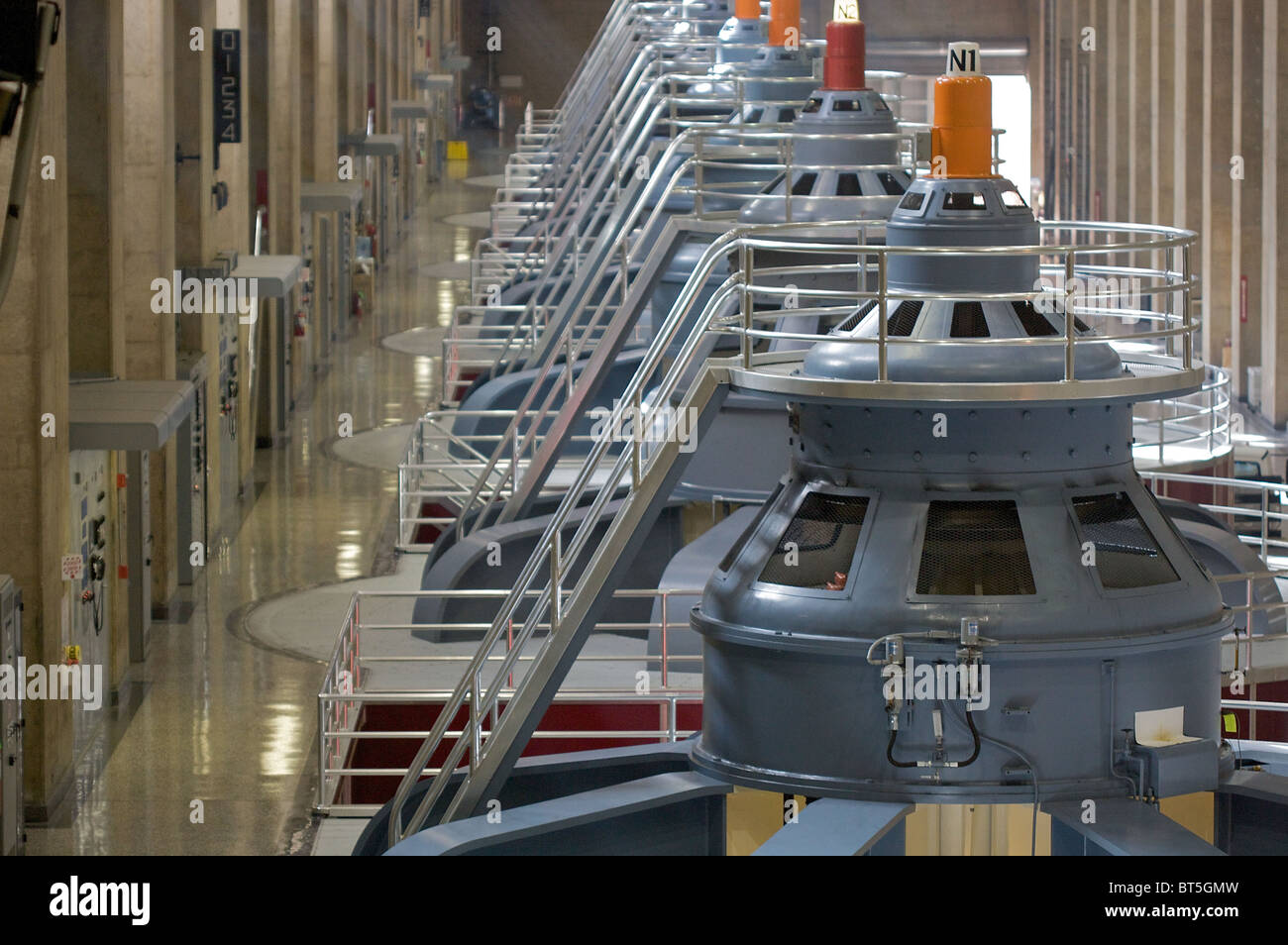 Detail of the turbines located in a structure at the base of the Hoover ...