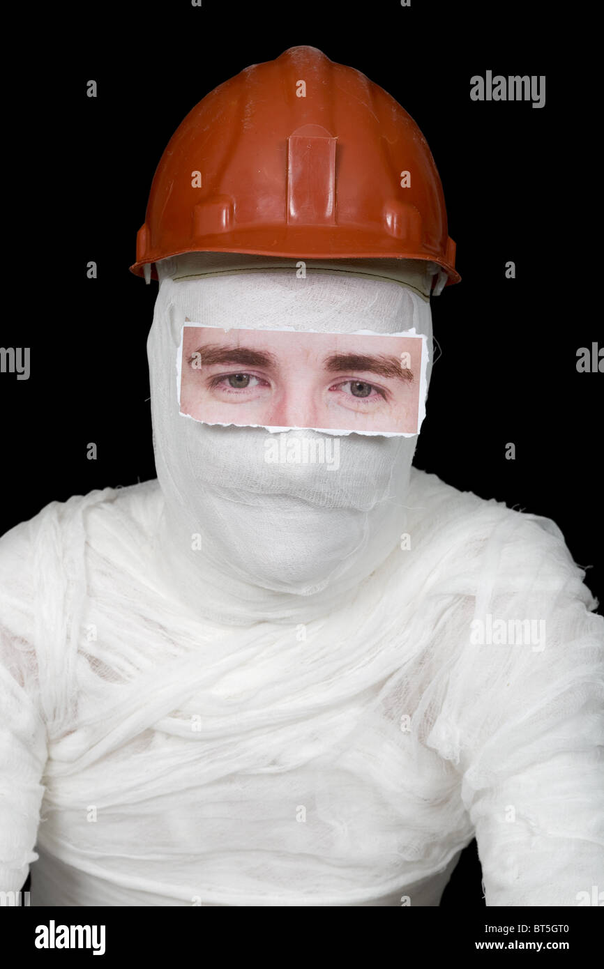 Bandaged man in hospital hi-res stock photography and images - Alamy