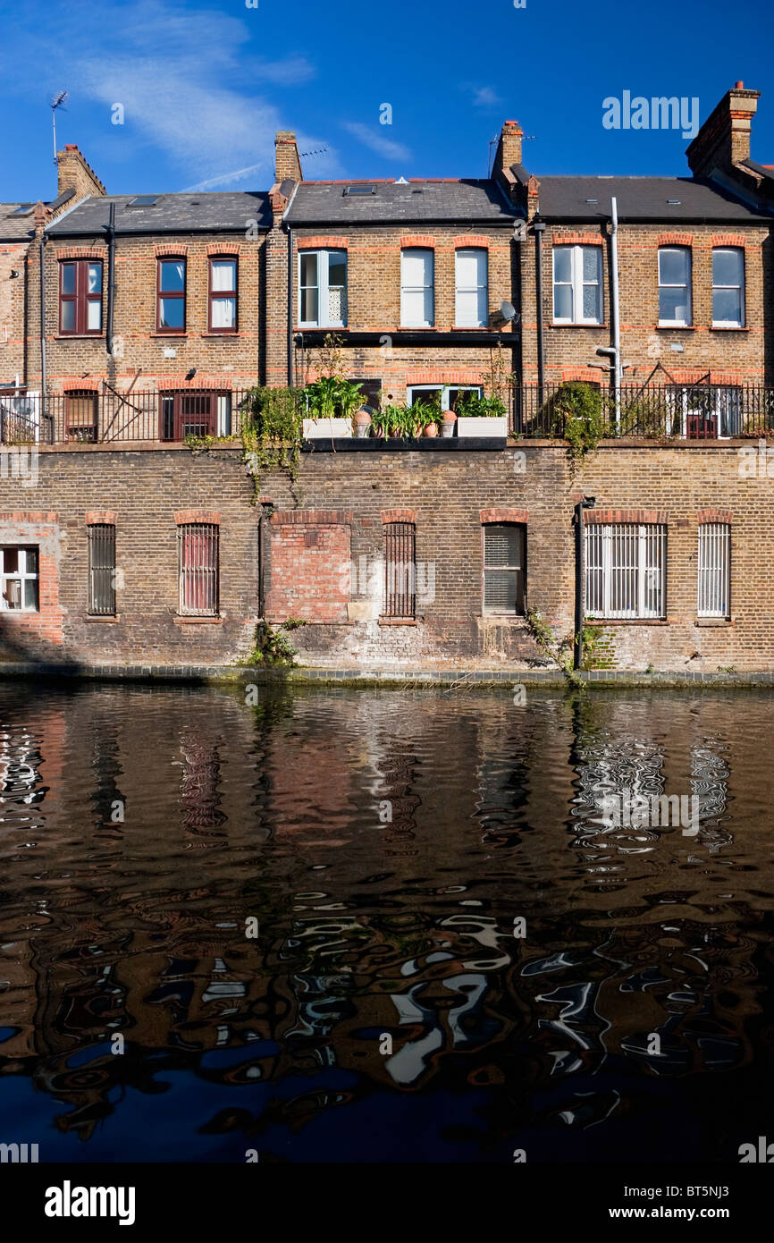 Grand Union Canal (Paddington Arm) with terraced houses on Harrow Road ...