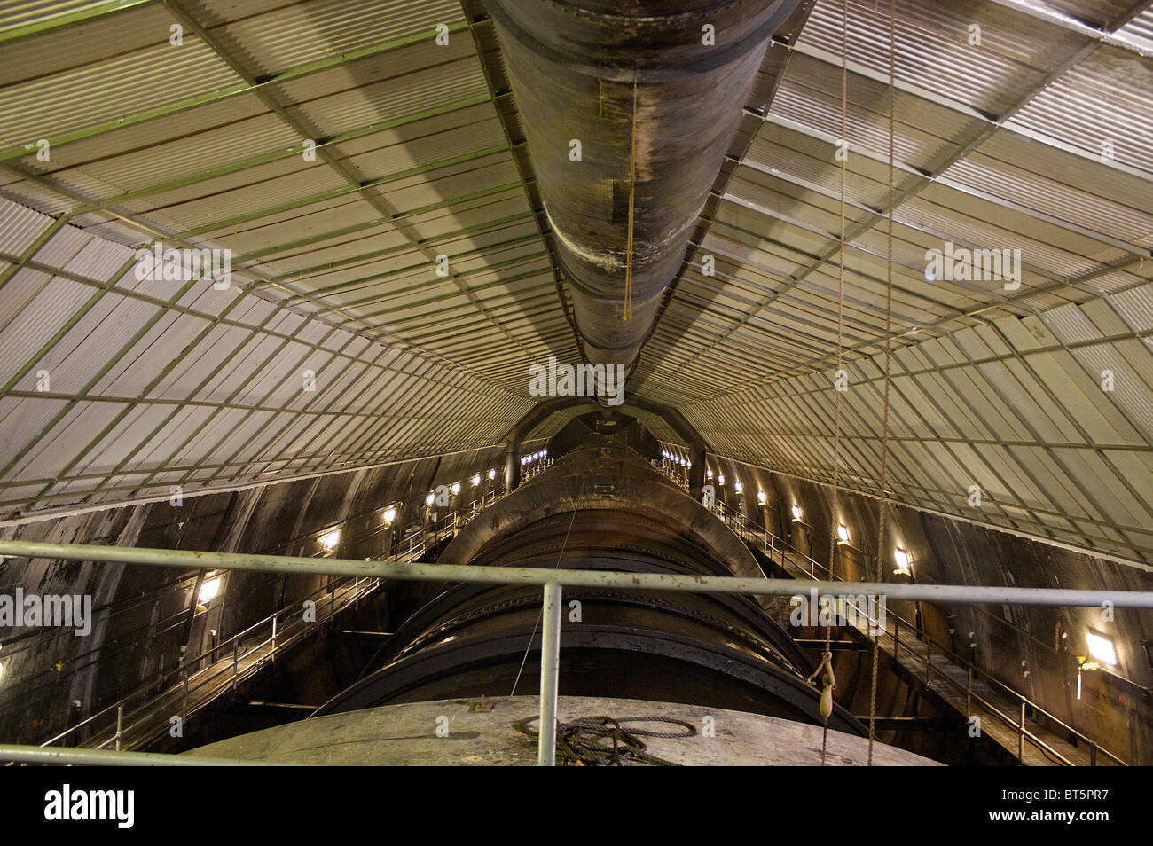 Hoover dam interior hi-res stock photography and images - Alamy