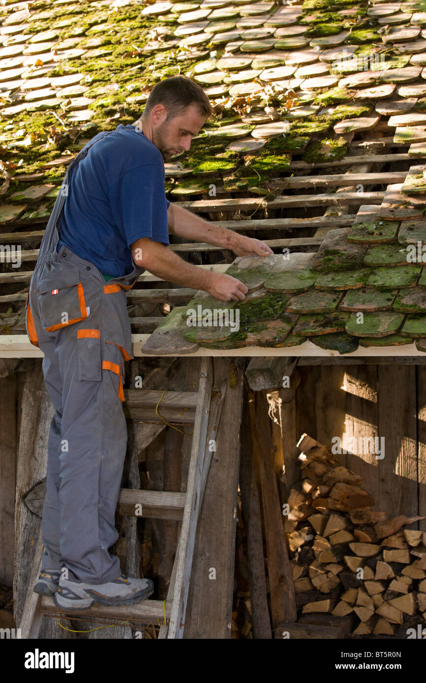 House in viscri hi-res stock photography and images - Alamy