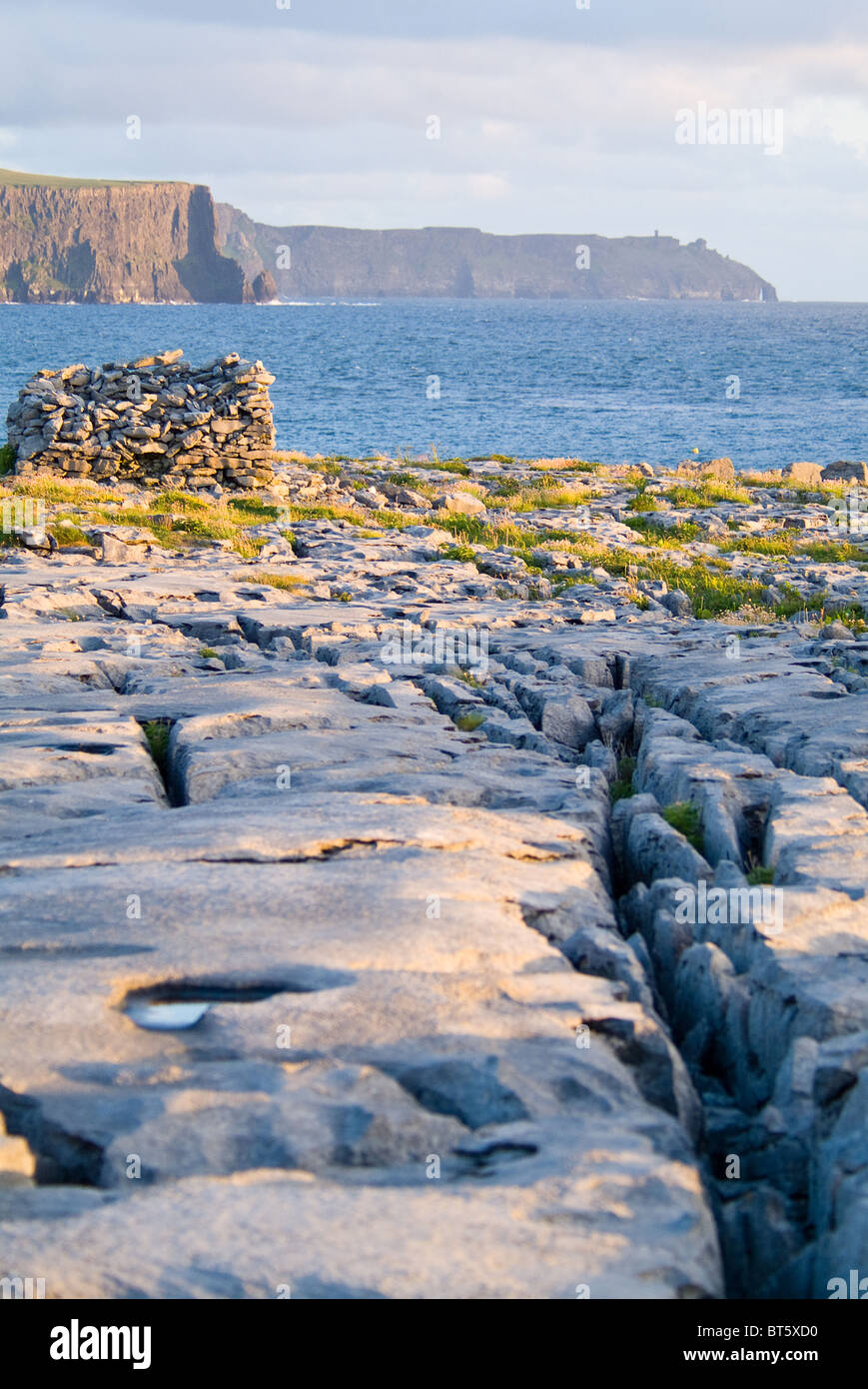 southern Ireland republic Irish Eire Atlantic coast west beach sand sea ...