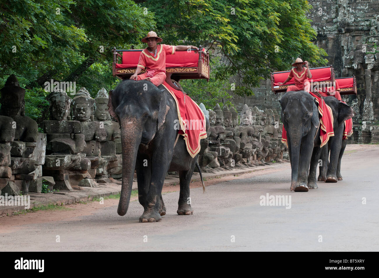 Elephant gate bridge hi-res stock photography and images - Alamy