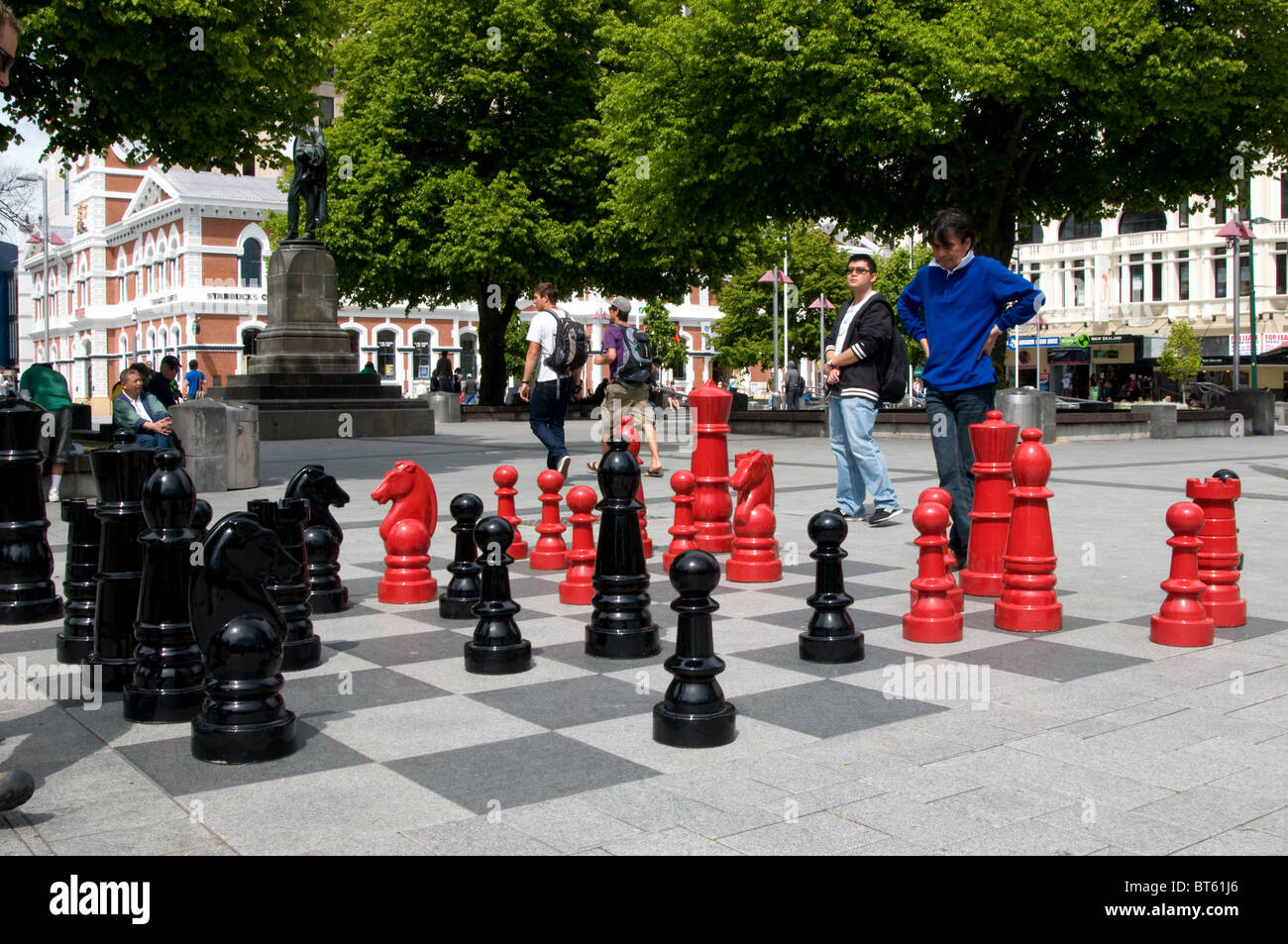 Christ Church outdoor giant chess board, Cathedral Square, Christchurch ...