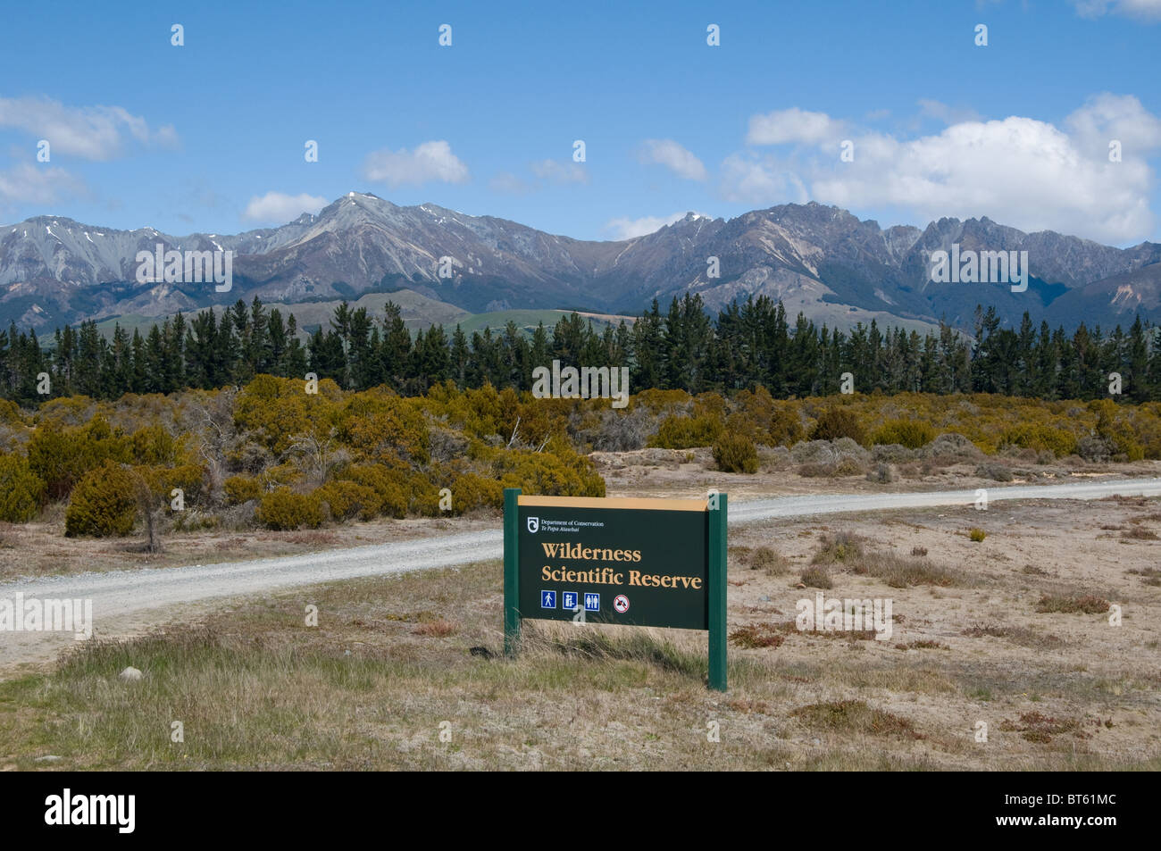 wilderness scientific reserve signpost sign forest mountain outdoor ...