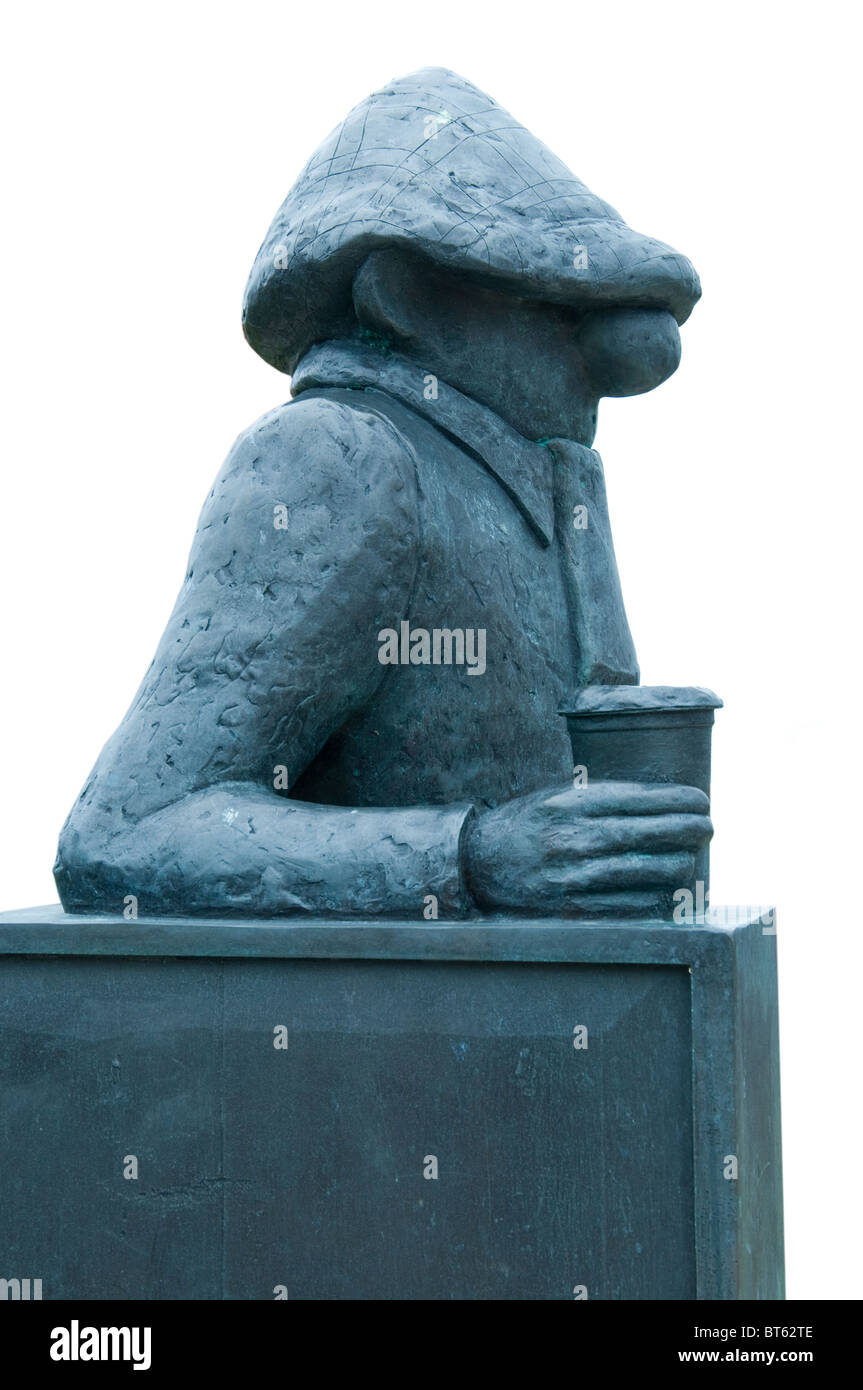 statue loveable comic strip character Andy Capp Jean Smythe, Hartlepool ...