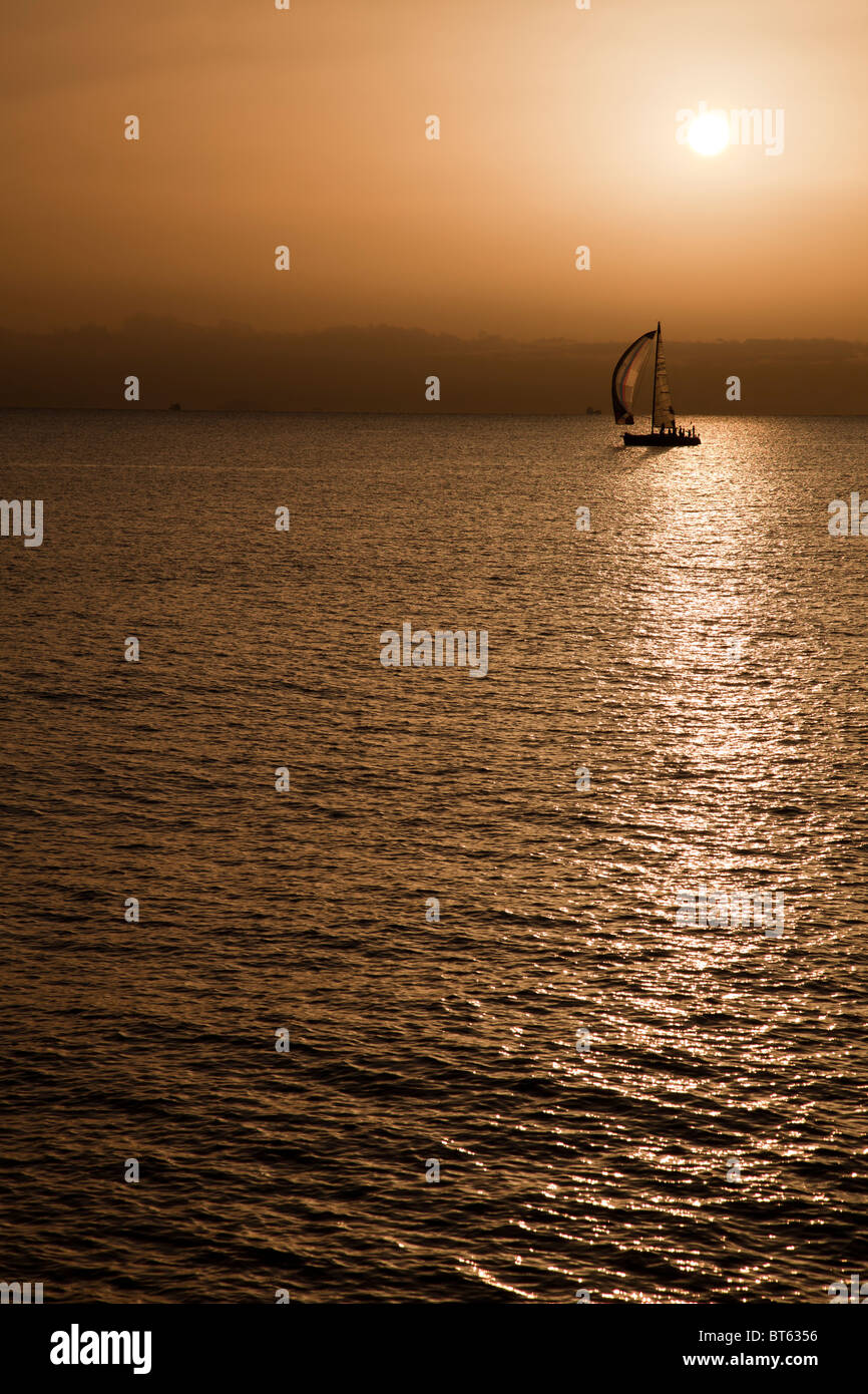 Alimos marine greece hi-res stock photography and images - Alamy