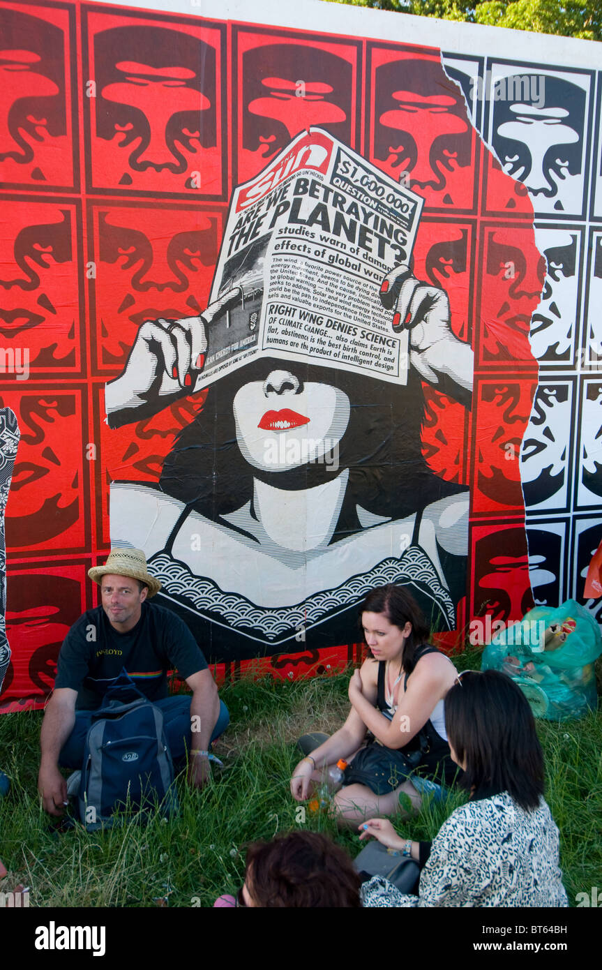 2010 Glastonbury Festival of Contemporary Performing Arts festival ...