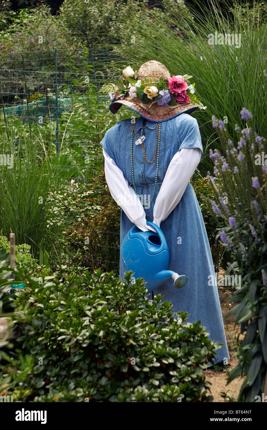 Lady scarecrow hi-res stock photography and images - Alamy