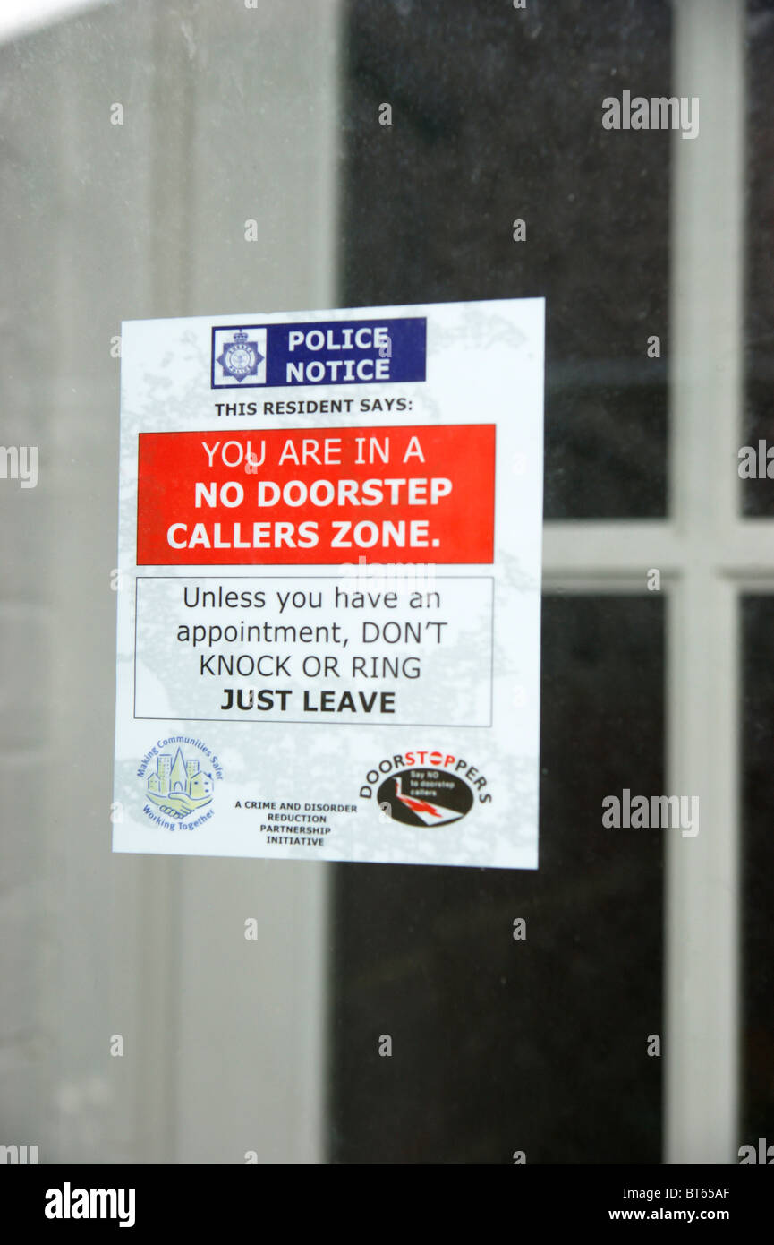 Doorstep traders warning hi-res stock photography and images - Alamy