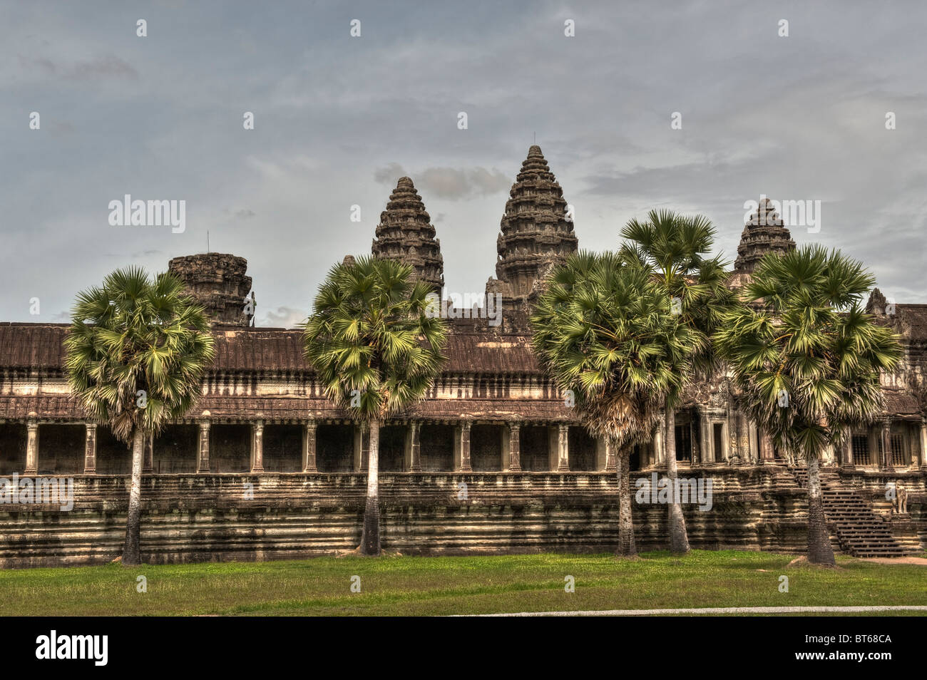 Angkor Wat Temple Central Structure, Cambodia Stock Photo - Alamy