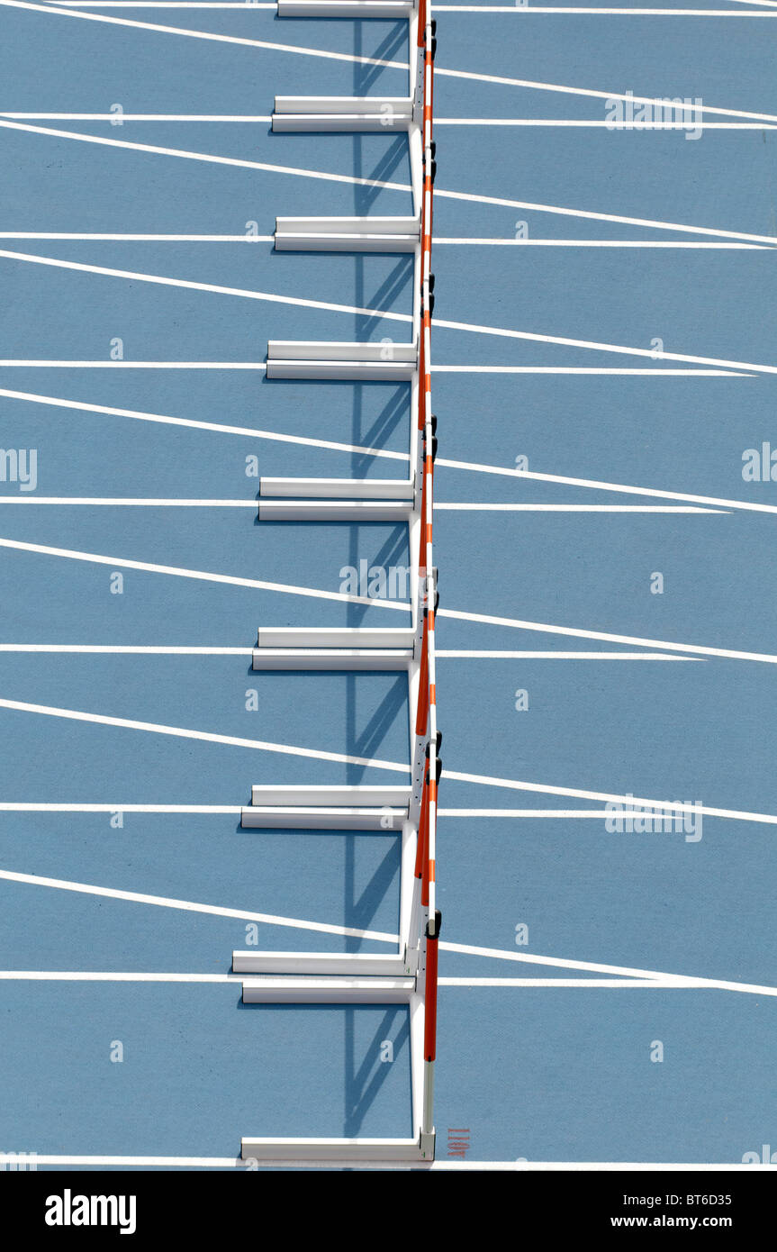 Hurdles symbol hi-res stock photography and images - Alamy