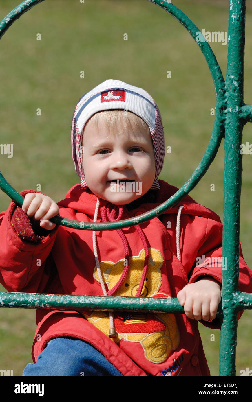 child playing in the park Stock Photo - Alamy
