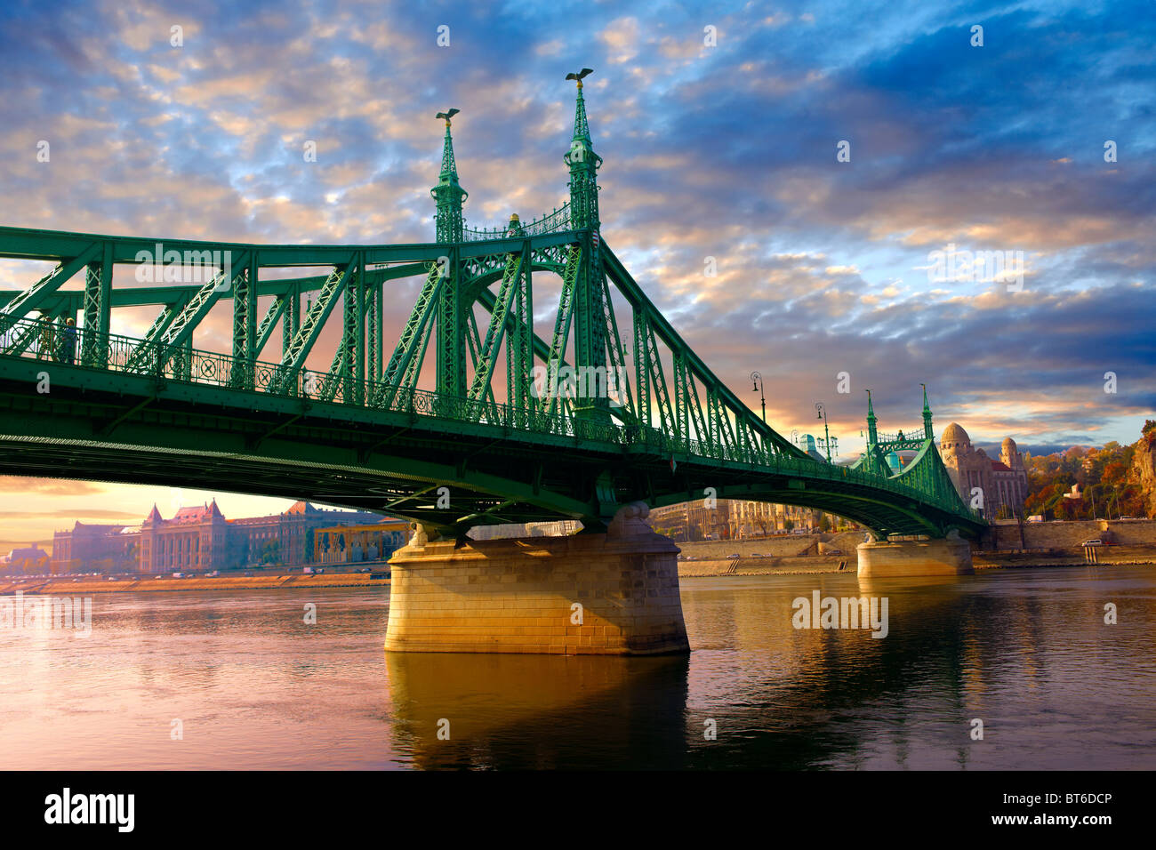 Gellert hotel gellert hill and liberty bridge hi-res stock photography ...