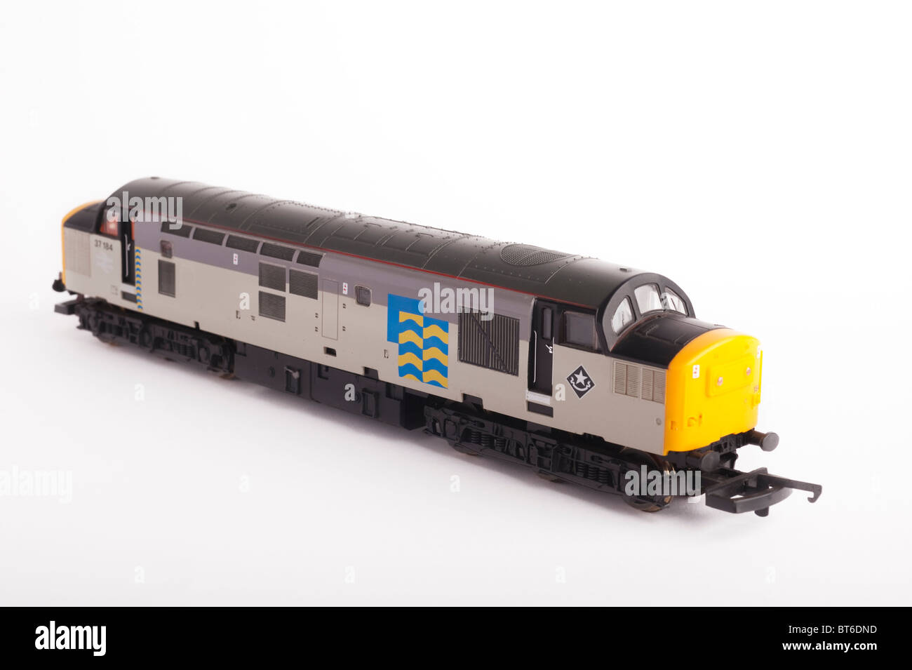 Class 37 diesel locomotive br hi-res stock photography and images - Alamy