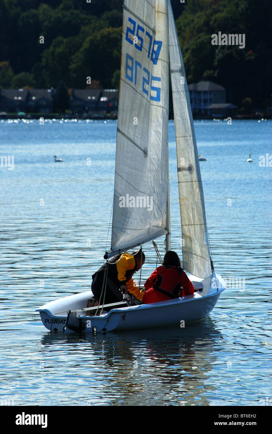 Sail trim hi-res stock photography and images - Alamy