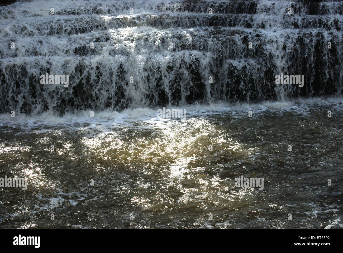 Cascading water sun hi-res stock photography and images - Alamy