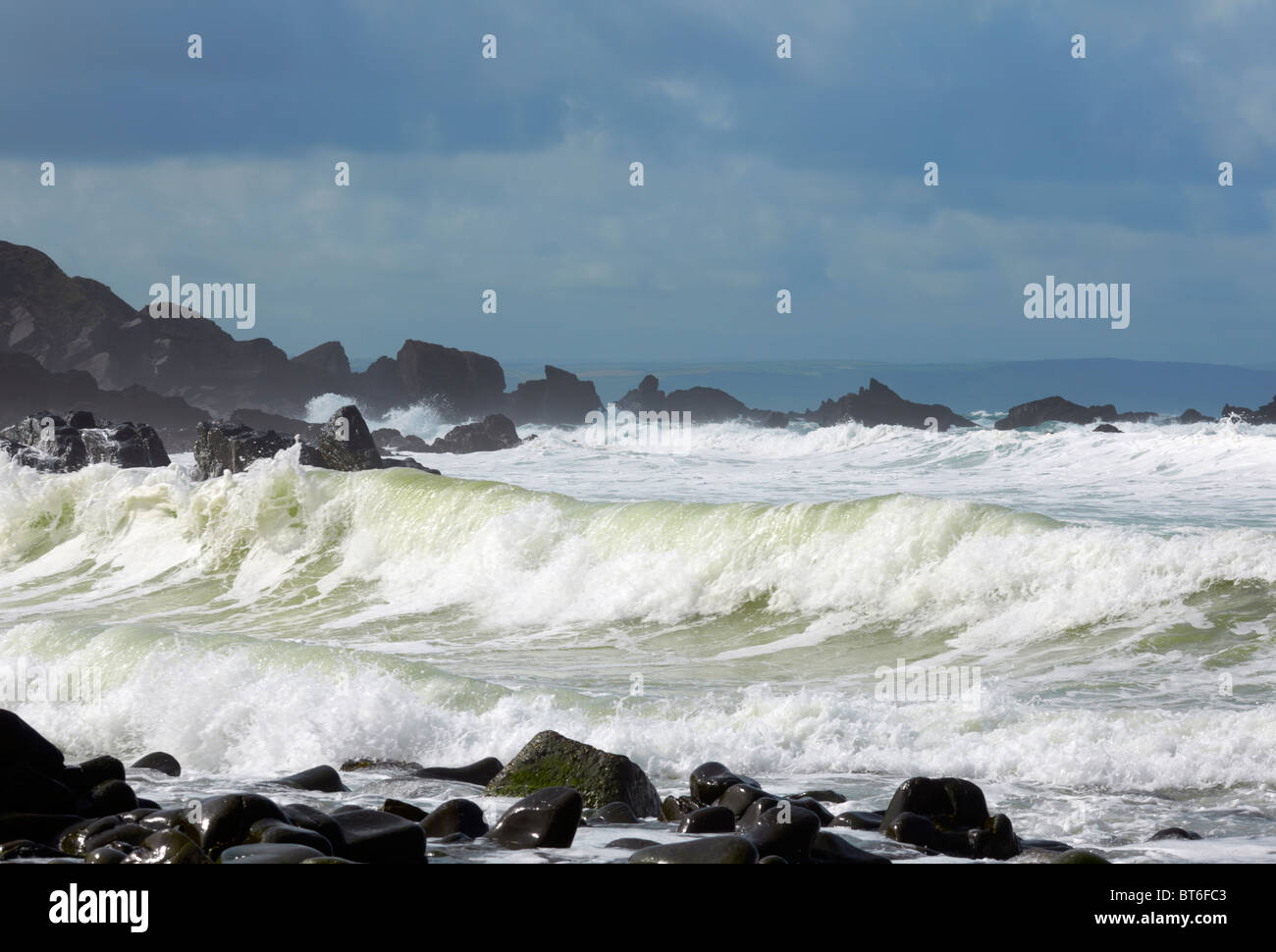 Atlantic from "Welcombe Mouth" on the North Devon Coast. Seascape ...